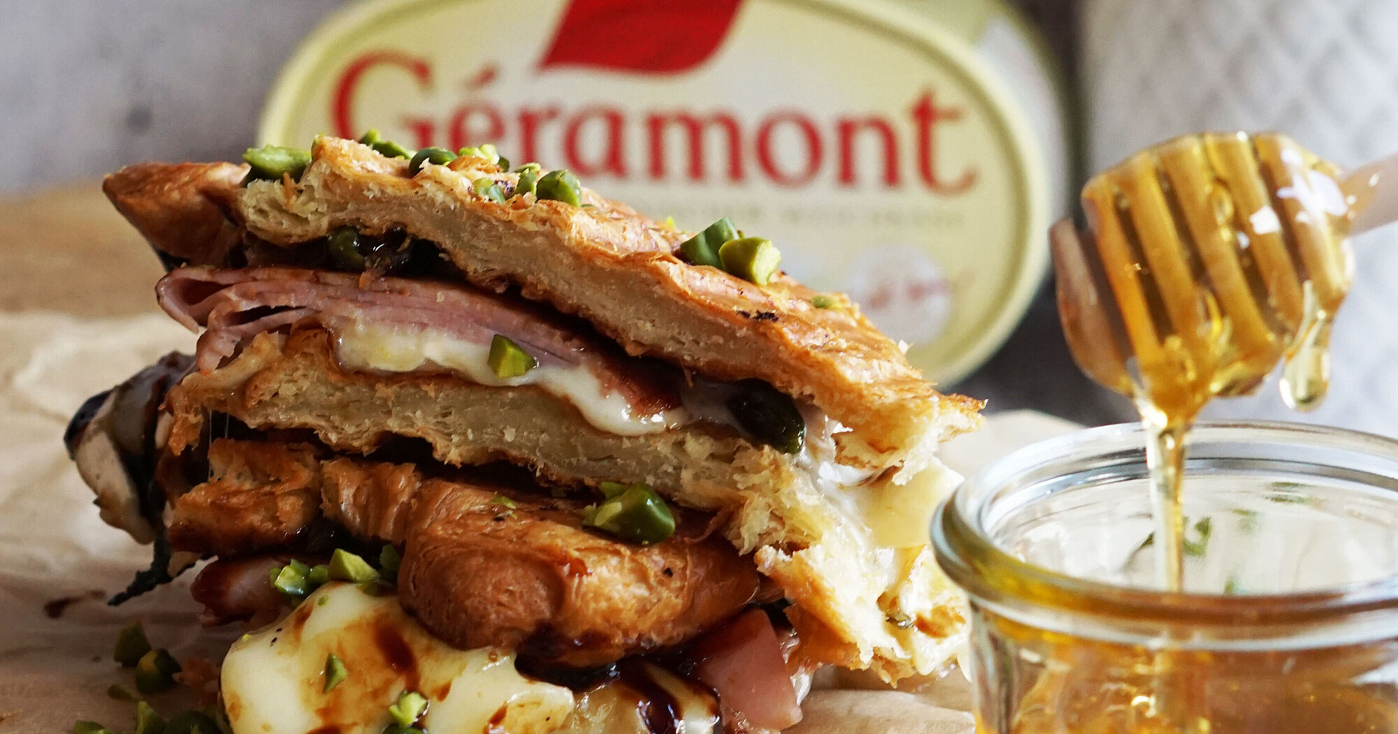 Smashed Croissant Sandwich – einfach & schnell